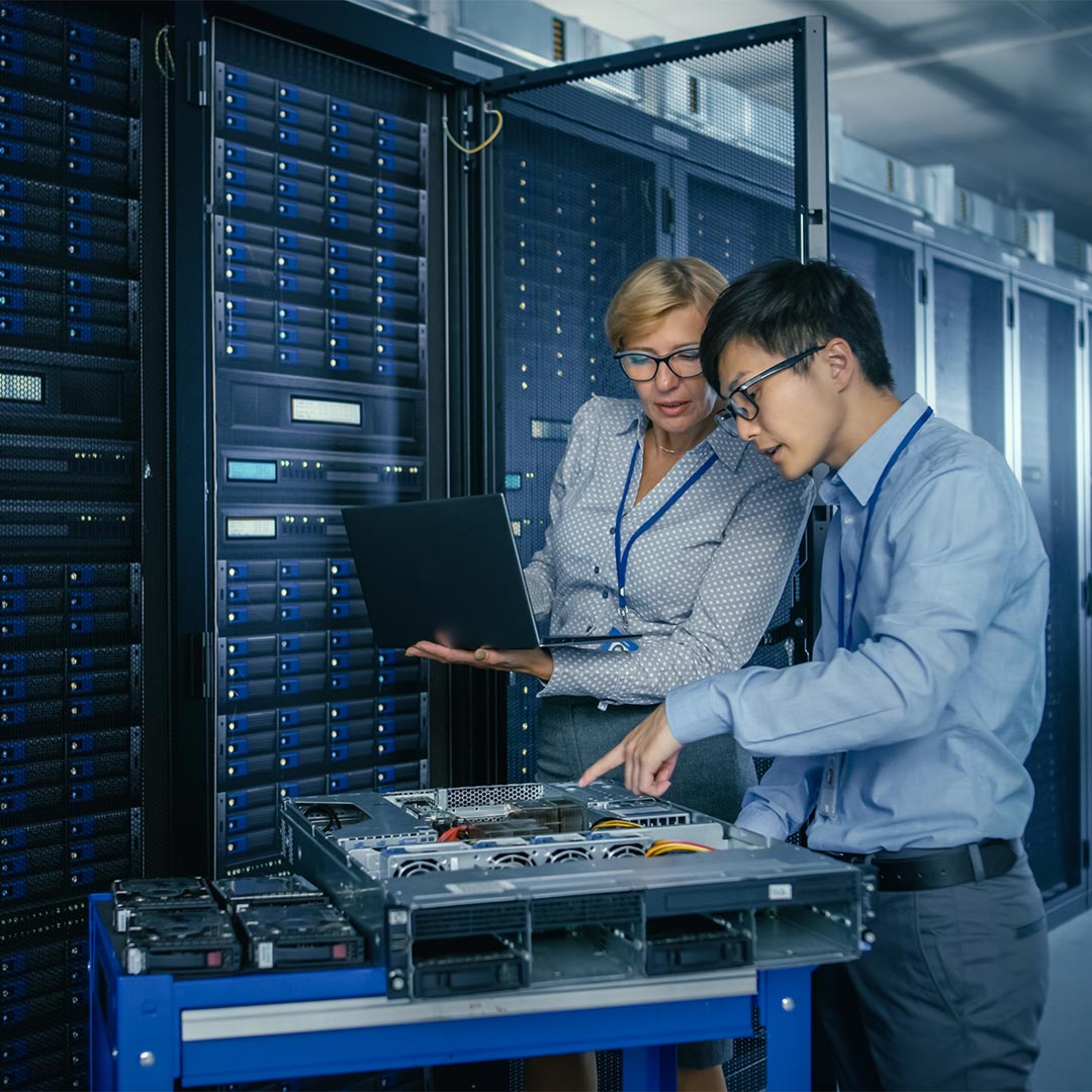 DCIM - Data Center Infrastructure Management Software | Schneider Electric